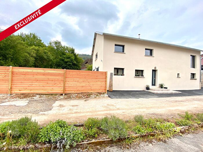 Maison 6 pièces à vendre à Lons-le-Saunier, Mouillères, Parc des Bains