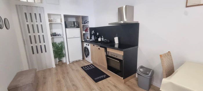 Pont-sur-Yonne : Appartement 1 pièce à louer