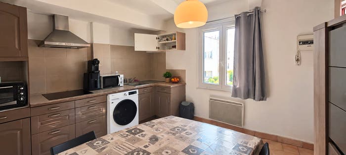 Narbonne, Bourg : Appartement 3 pièces à vendre
