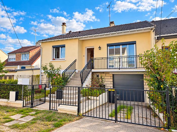 Maison 6 pièces à vendre - Sainte-Geneviève-des-Bois, Liers, Croix Blanche