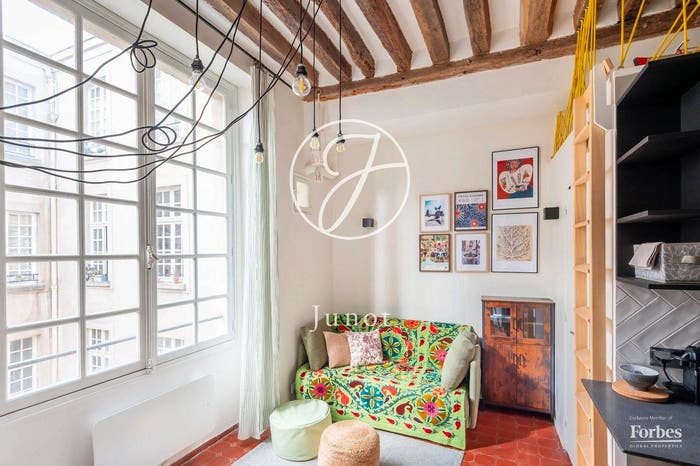 Sainte Avoie, Paris 3ème arrondissement : Appartement 2 pièces à louer