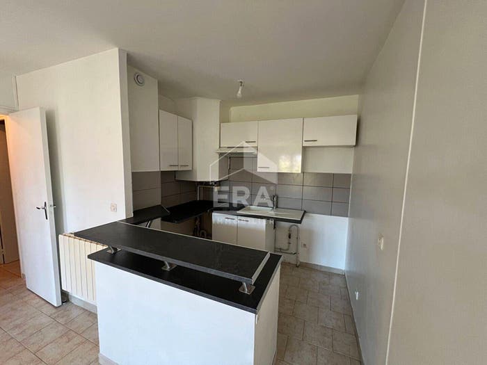Appartement 2 pièces à Cimetière, Neuilly-sur-Marne, à louer