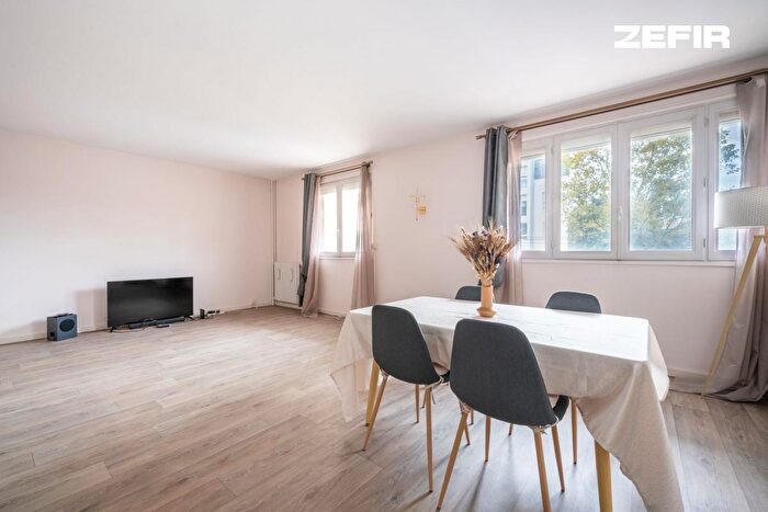 Appartement 2 pièces à vendre à Mantes-la-Jolie, Gassicourt