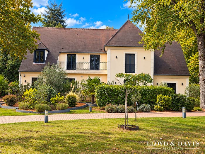 Lamorlaye - Maison 10 pièces à vendre