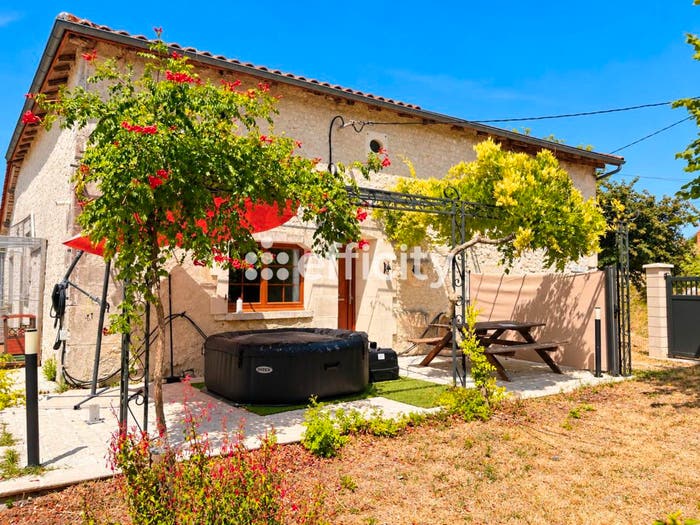 Saint-Bonnet : Maison 6 pièces à vendre