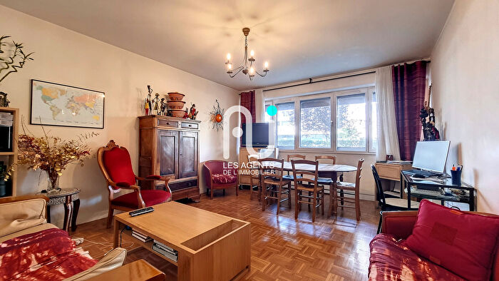 Asnières-sur-Seine, Coubertin : Appartement 4 pièces à vendre