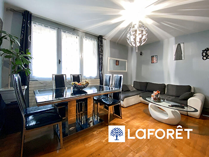 Appartement 3 pièces à vendre - Sainte-Geneviève-des-Bois, Saint-Hubert