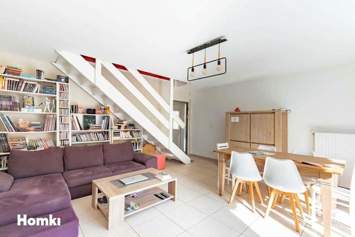 Maison 5 pièces à Saint-Jean, à vendre