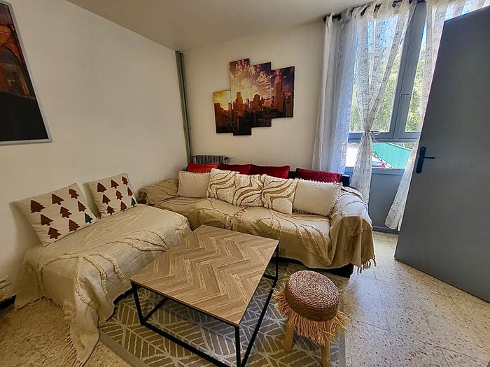 Nîmes, Poètes - Appartement 2 pièces à vendre