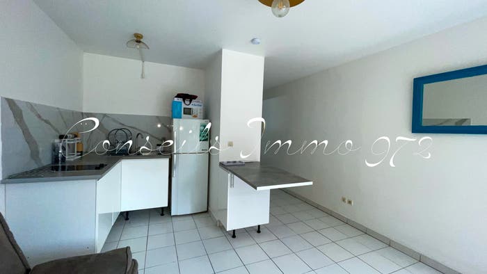 Appartement 1 pièce à Fort-de-France, à louer