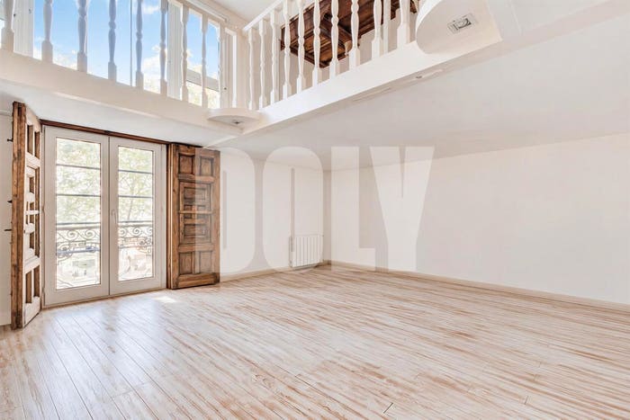 Appartement 4 pièces à Paris 9ème, Trudaine, Rochechouart, à vendre