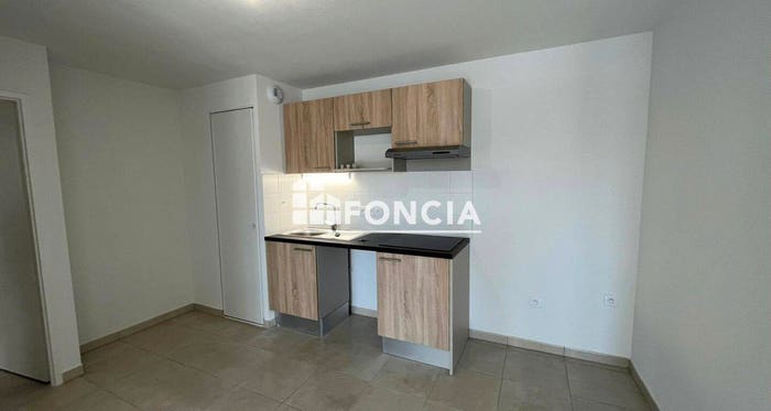 Legue-Pous du Plan, Carpentras - Appartement 3 pièces à louer