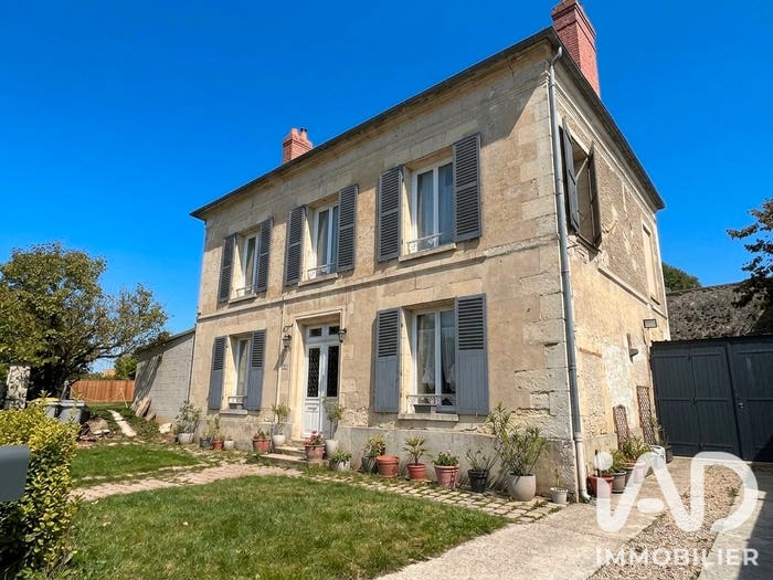 Maison 7 pièces à vendre à Neuilly-Saint-Front