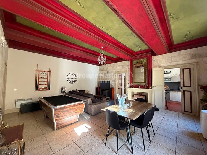 Appartement 4 pièces à Beaucaire, Centre-ville, à vendre