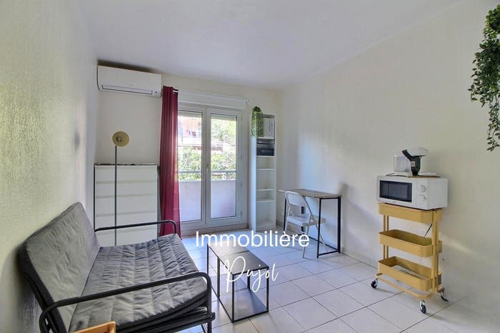 Appartement 1 pièce à Marseille 5ème, Saint-Pierre, à louer