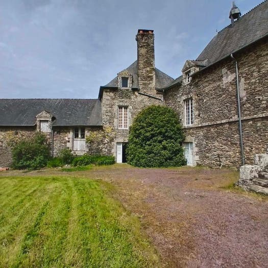 Ploërmel : Maison 10 pièces à vendre