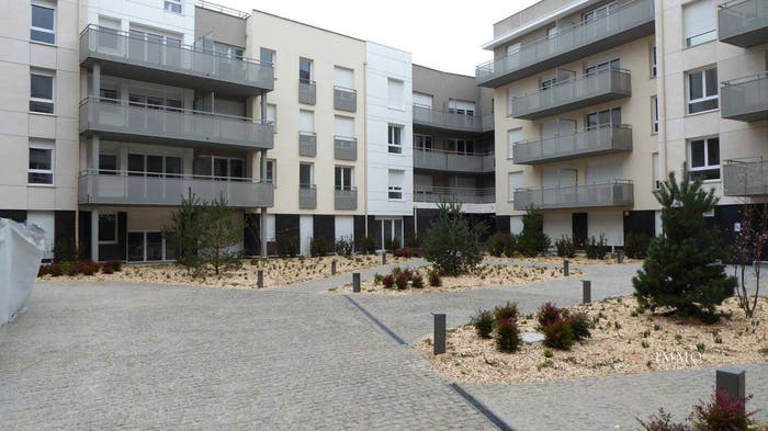 Appartement 3 pièces à Vaux de Rome, Villejuif, à louer