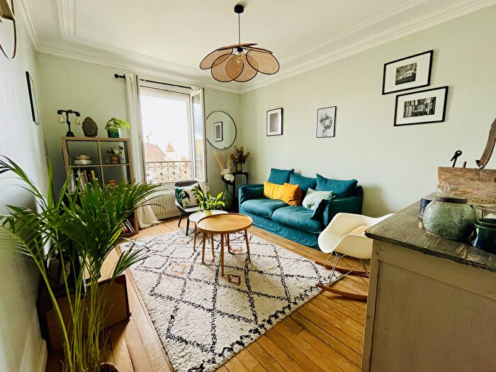 Appartement 3 pièces à Bois-Colombes, Jean Mermoz, à vendre
