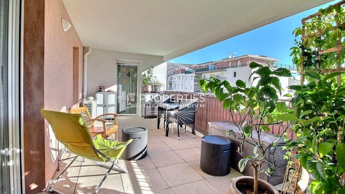 Appartement 4 pièces à Le Lavandou, Centre-ville, Plage du Lavandou, Pointe Pilon, à vendre