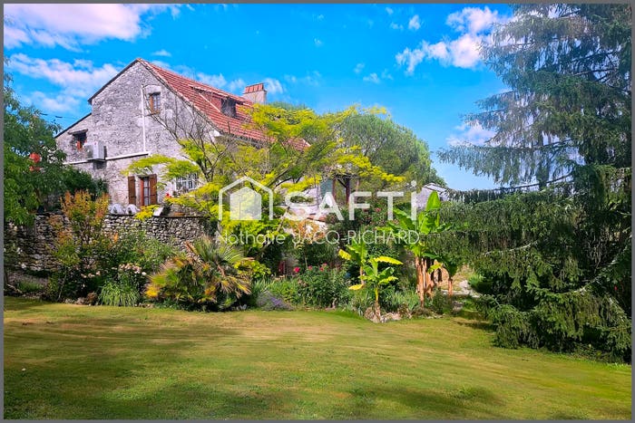 Maison 5 pièces à Ribagnac, à vendre