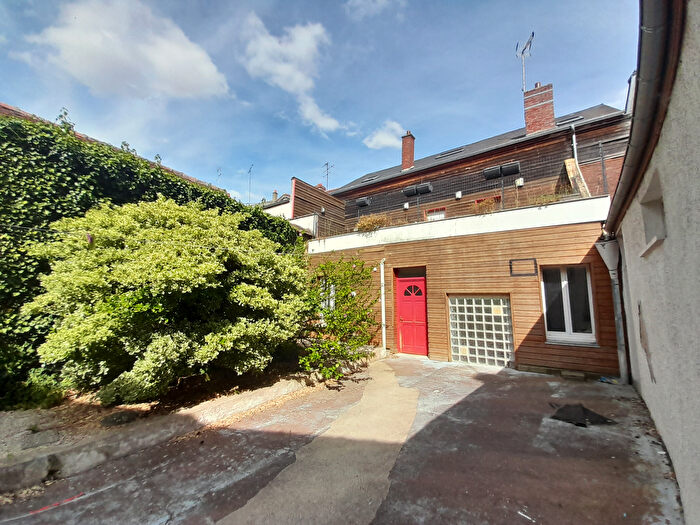Maison 7 pièces à vendre à Auneau