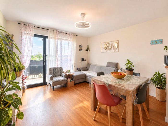 Appartement 3 pièces à Bussy-Saint-Georges, Les Scientifiques, à vendre