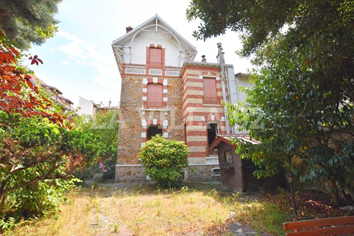 Maison 7 pièces à vendre à Asnières-sur-Seine, Bécon, Bourguignons