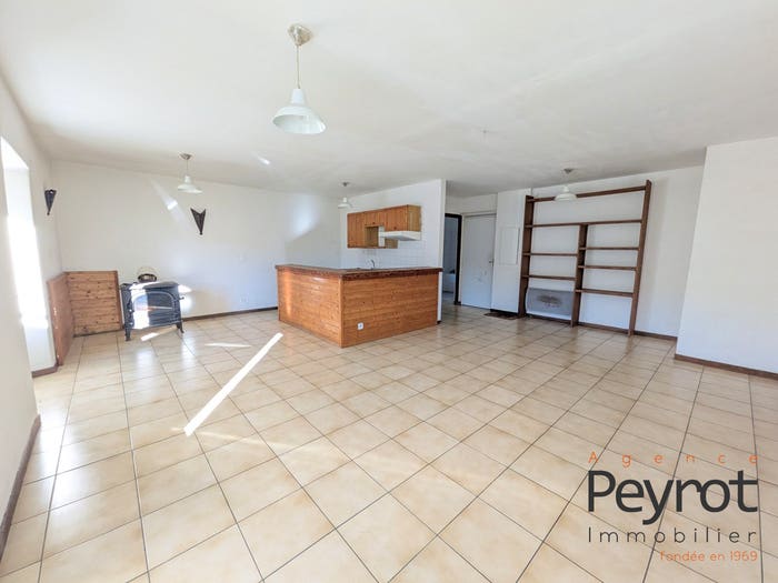 Appartement 4 pièces à Puyvalador, à vendre