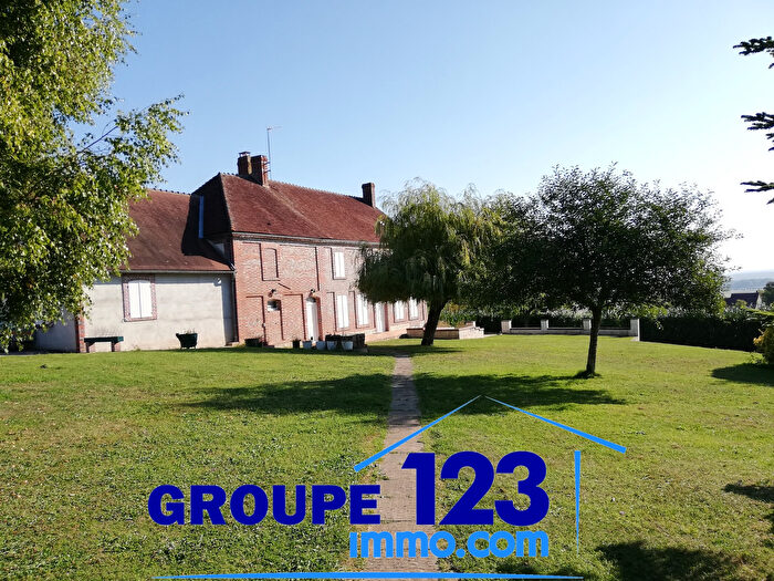 Maison 8 pièces à Aillant-sur-Tholon, à vendre