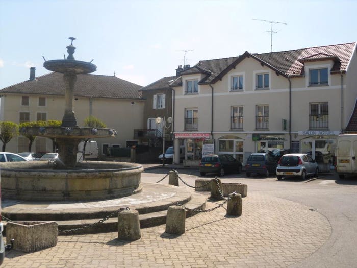 Monthureux-sur-Saône : Appartement 3 pièces à louer