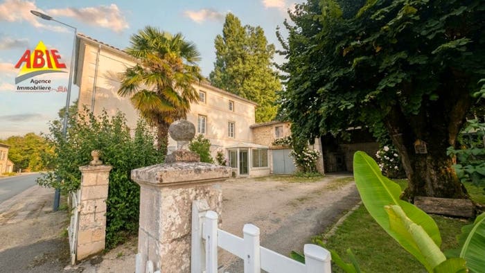 Béceleuf : Maison 4 pièces à vendre