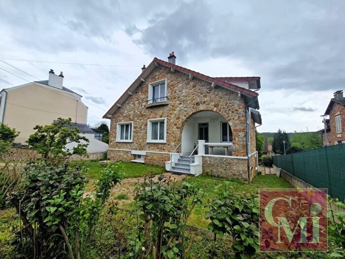 Maison 7 pièces à Saint-Chéron, à vendre