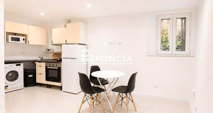 Appartement 1 pièce à vendre à Cogolin, Centre-ville, Subeiran, Pas de Grimaud