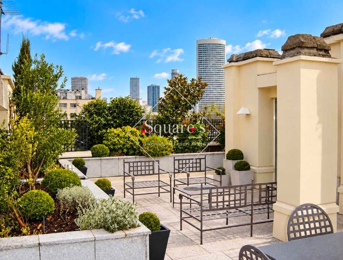 Paris 17ème, Porte de Clichy : Appartement 7 pièces à vendre