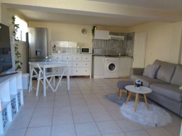 Appartement 1 pièce à Meyreuil, à louer