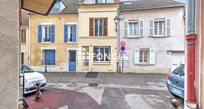 Mantes-la-Jolie, Centre-ville - Maison 5 pièces à vendre