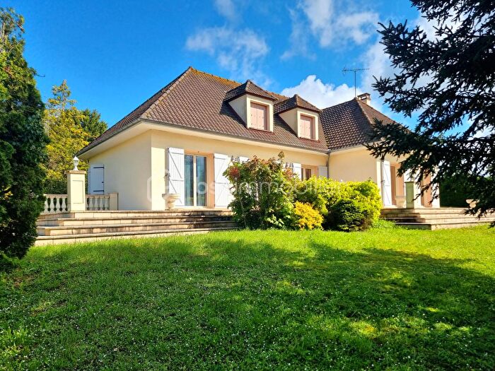 Montereau-Fault-Yonne, Ville basse : Maison 8 pièces à vendre