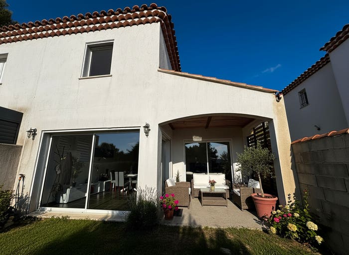 Maison 4 pièces à Aurons, à vendre