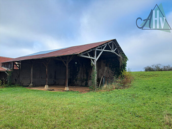 Pont-sur-Yonne : Maison 1 pièce à vendre
