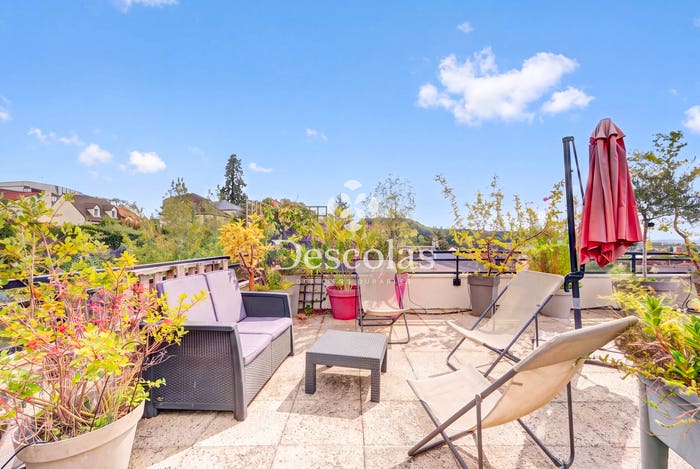 Appartement 6 pièces à vendre à Saint-Cyr-l'École, Hôtel de ville