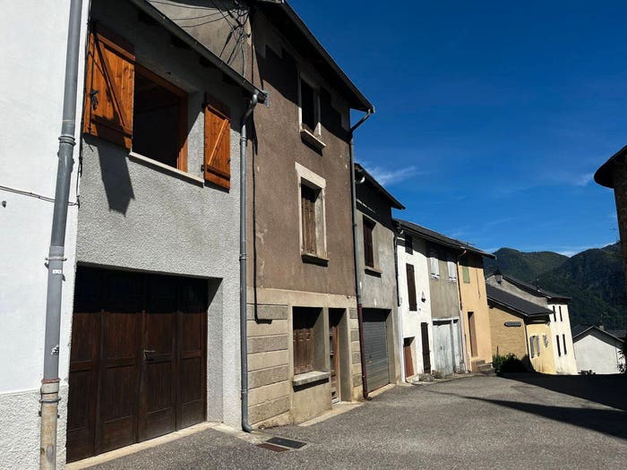 Maison 2 pièces à louer à Val-de-Sos