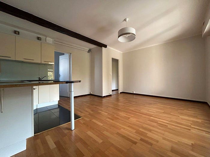 Appartement 2 pièces à Mairie, Sainte-Geneviève-des-Bois, à louer