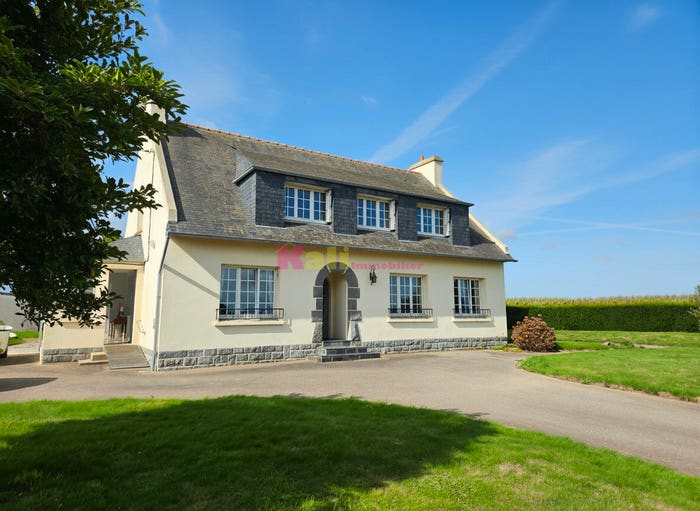 Saint-Derrien - Maison 7 pièces à vendre