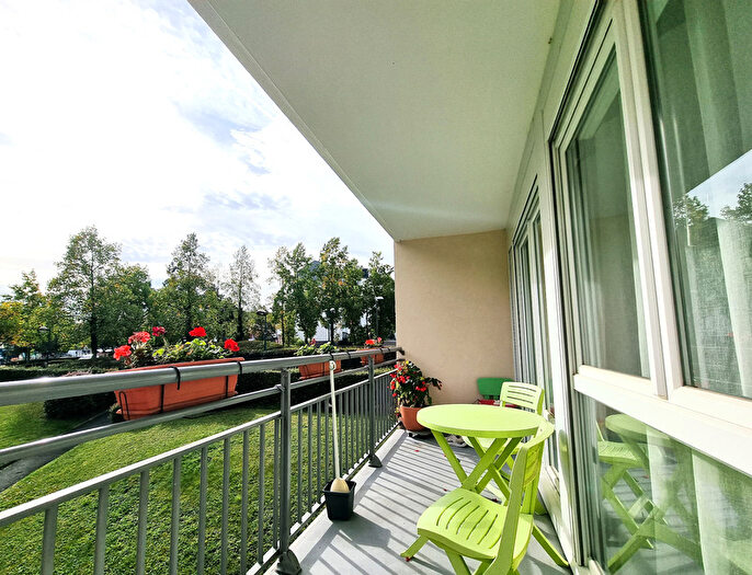 Appartement 4 pièces à Fontenay-le-Fleury, Hôtel de ville, à vendre