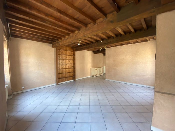 Montbrison, Centre-ville - Appartement 4 pièces à louer