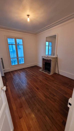 Goutte d'Or-Château Rouge, Paris 18ème arrondissement : Appartement 3 pièces à louer