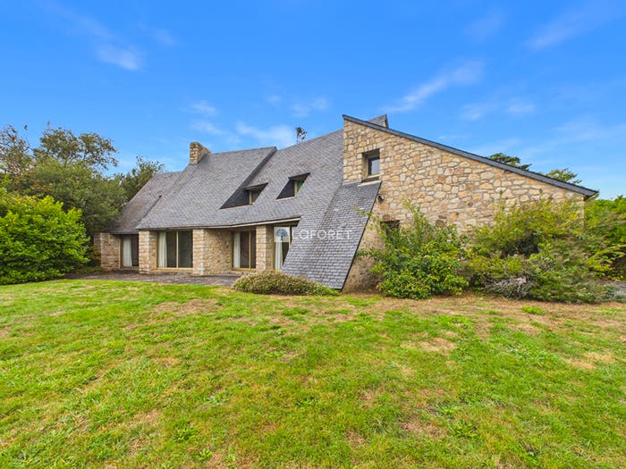 Maison 11 pièces à Crozon, à vendre