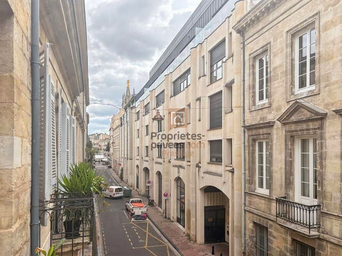 Centre ville, Bordeaux : Appartement 2 pièces à louer
