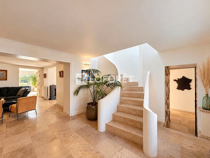 Montesson, Centre-ville : Maison 8 pièces à vendre
