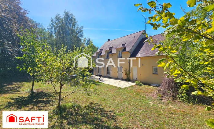 Villiers-Saint-Frédéric - Maison 8 pièces à vendre